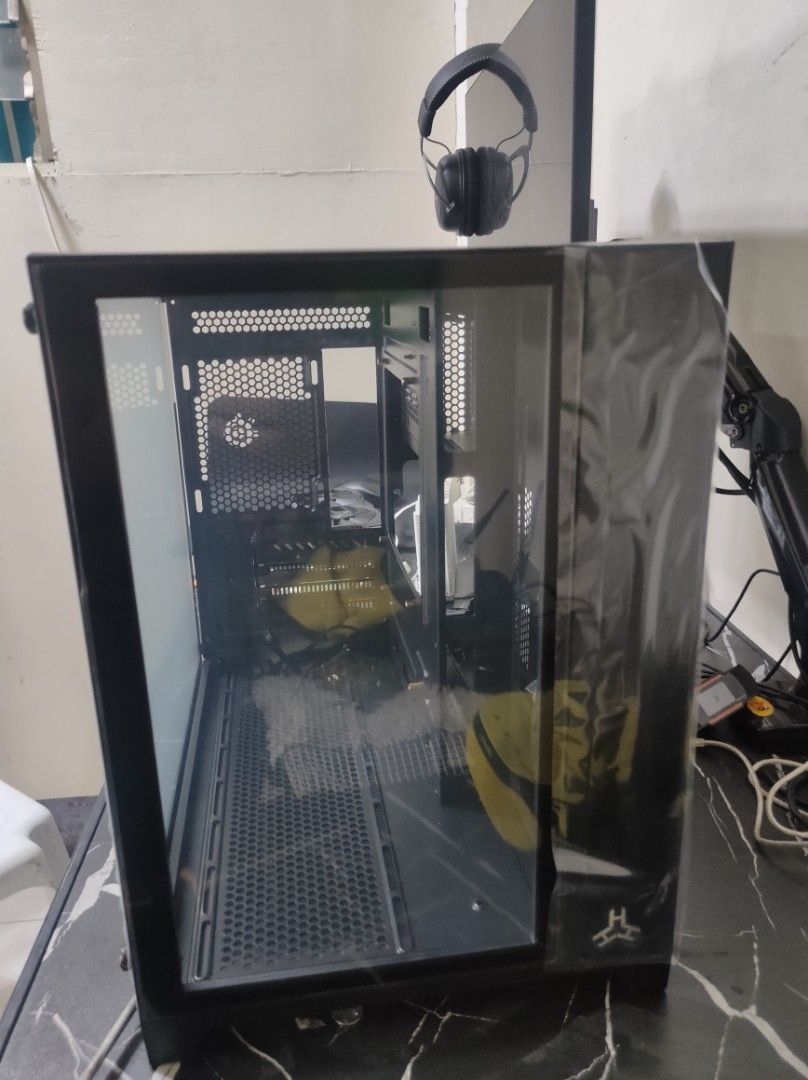 Hamrus-M, Computers & Tech, Desktops on Carousell