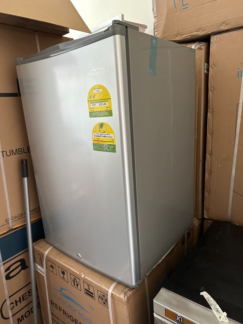 INNOTRICS 120L Mini Fridge FS-1201BA, TV & Home Appliances, Kitchen ...