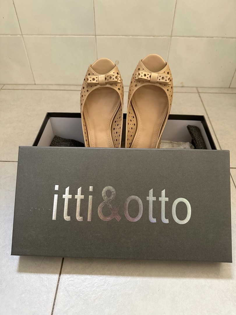 Itti & otto - Size 35, Women's Fashion, Footwear, Heels on Carousell