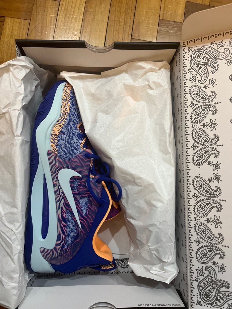 Kd 15 Kevin Durant 15, Men's Fashion, Footwear, Sneakers on Carousell
