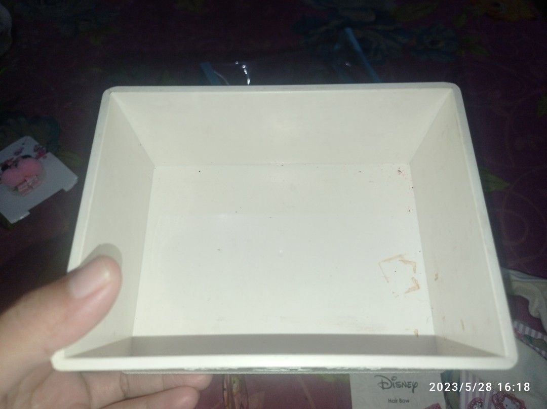 Kotak mini MINISO, Bayi & Anak, Lainnya di Carousell