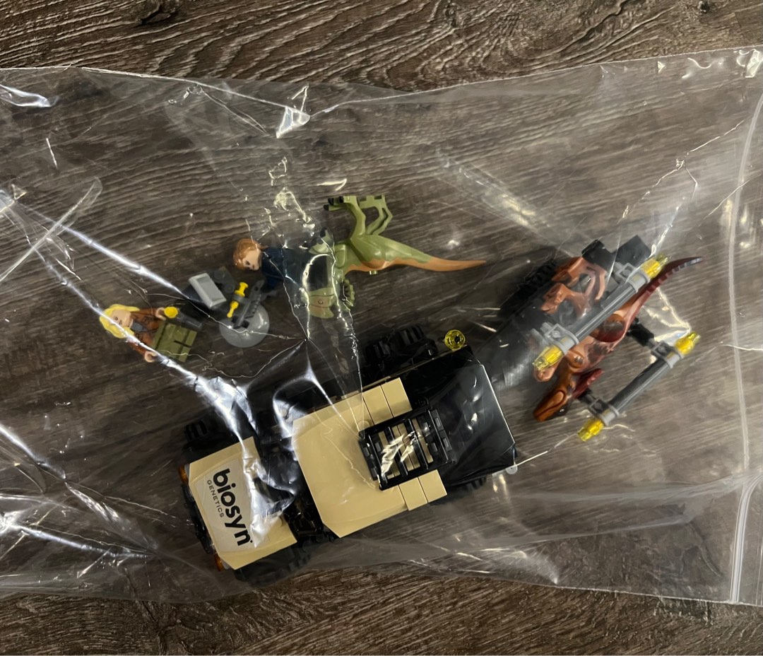 Lego Jurassic World 76951 Pyroraptor & Dilophosaurus Transport, Hobbies ...