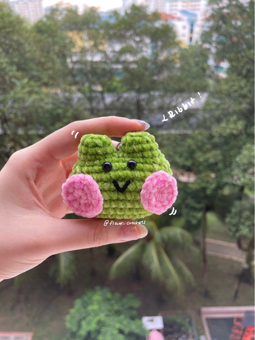 Lenini Line Friends Frog Crochet Keychain, Hobbies & Toys, Stationery ...
