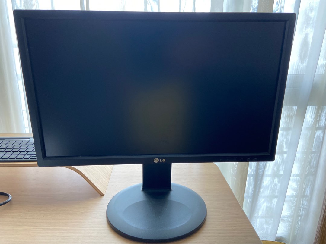 LG monitor incl cables and HDMI converter, Computers & Tech, Parts ...