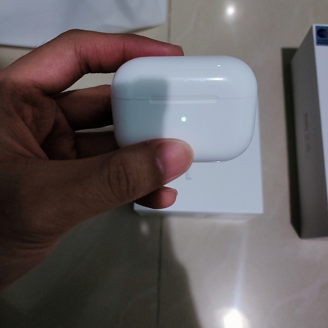 (LNIB) Apple Airpods Pro (2rd Gen) (Local Set), Audio, Earphones on ...
