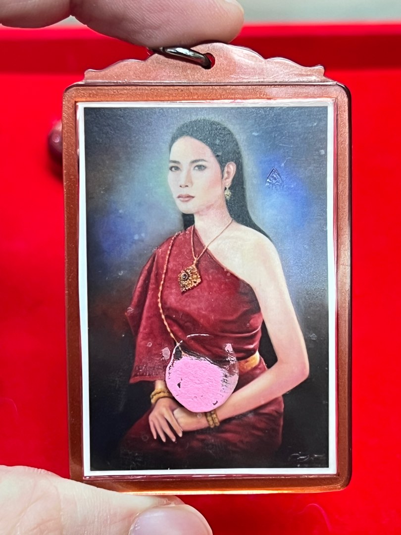 Mae Jaruwan 1st batch Roop Tai Photo With Mae By LP Piya Amulet Special ...