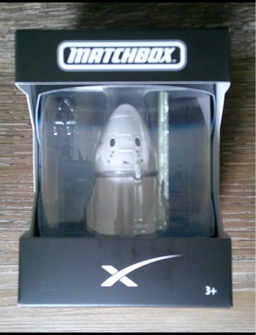Matchbox SpaceX dragon, Hobbies & Toys, Toys & Games on Carousell