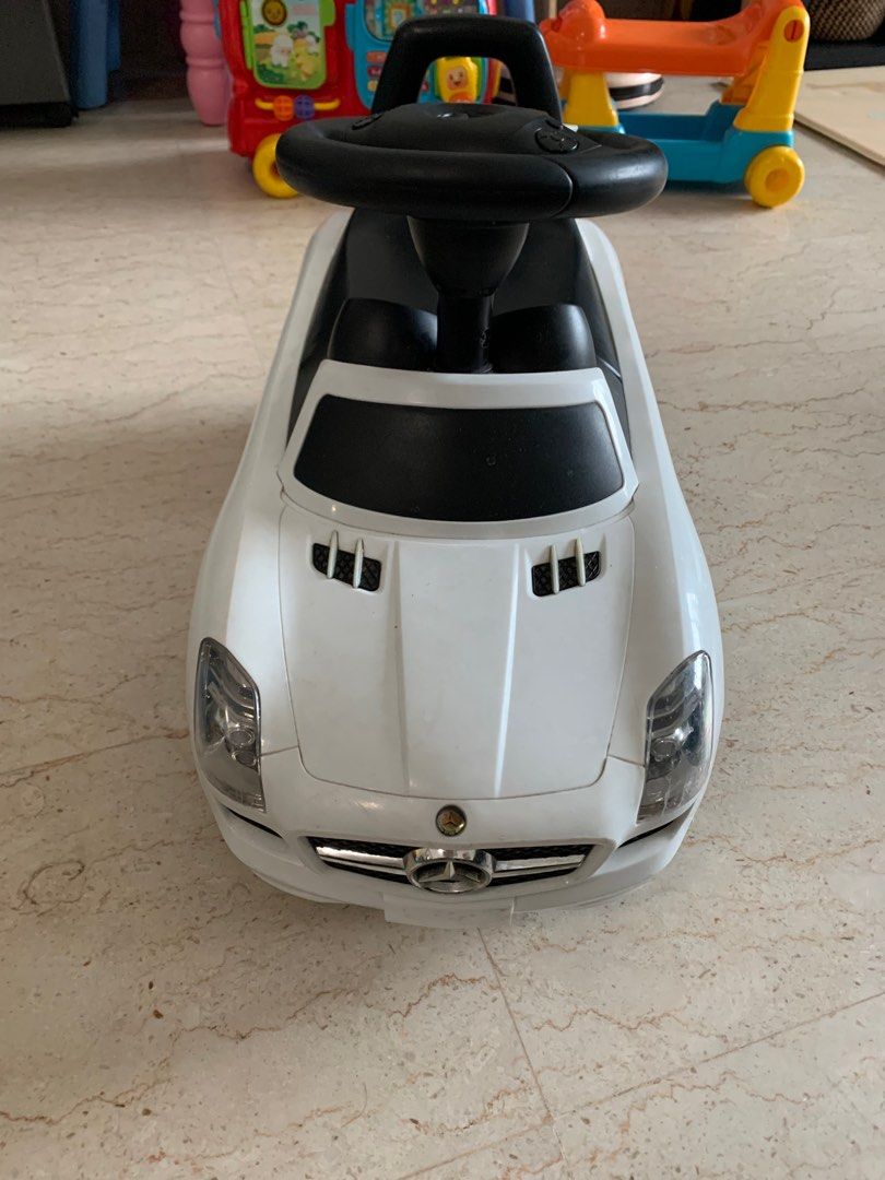 Mercedes ride on car, Hobbies & Toys, Toys & Games on Carousell