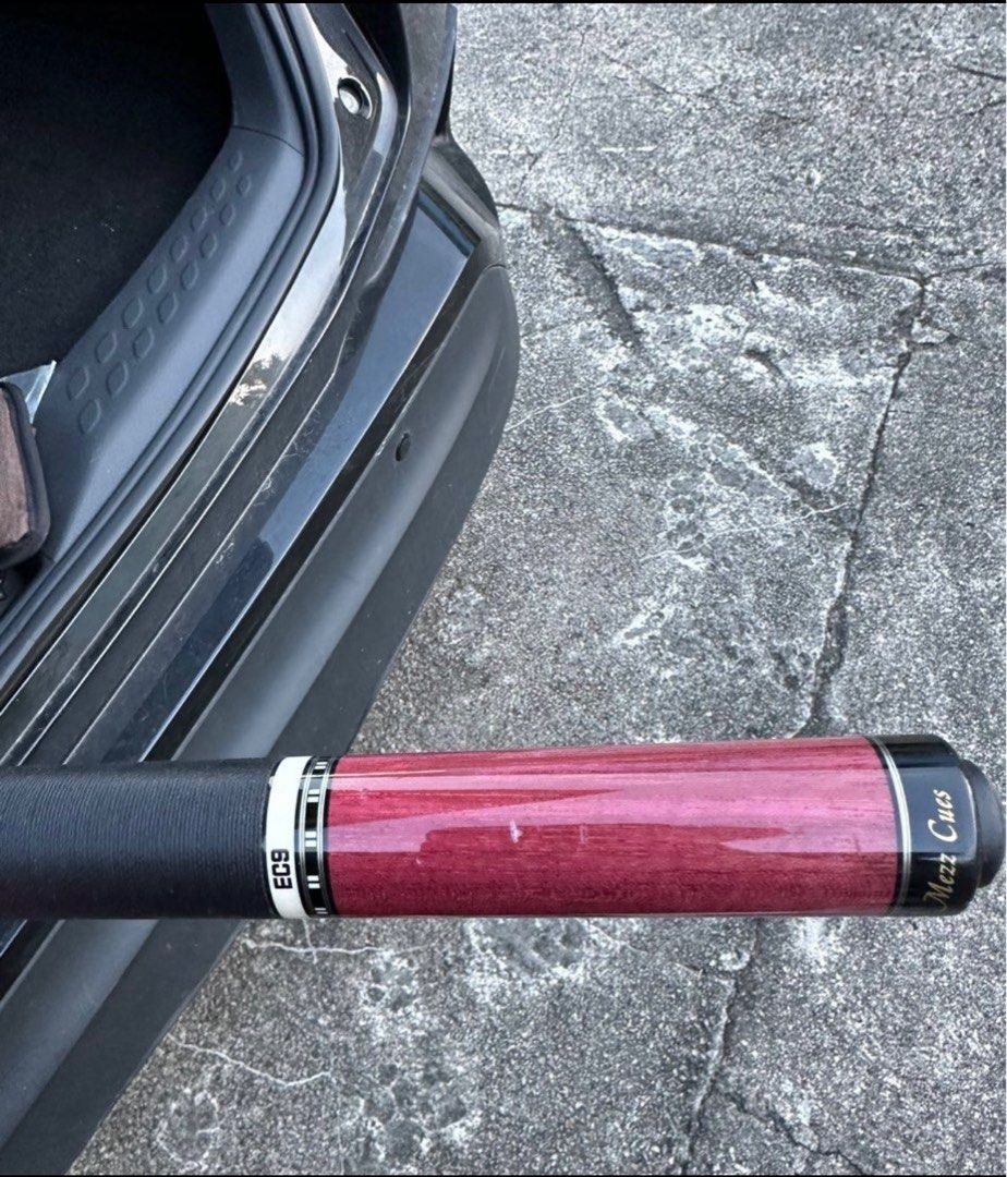 Mezz EC9 P pool cue, Sports Equipment, Other Sports Equipment and ...