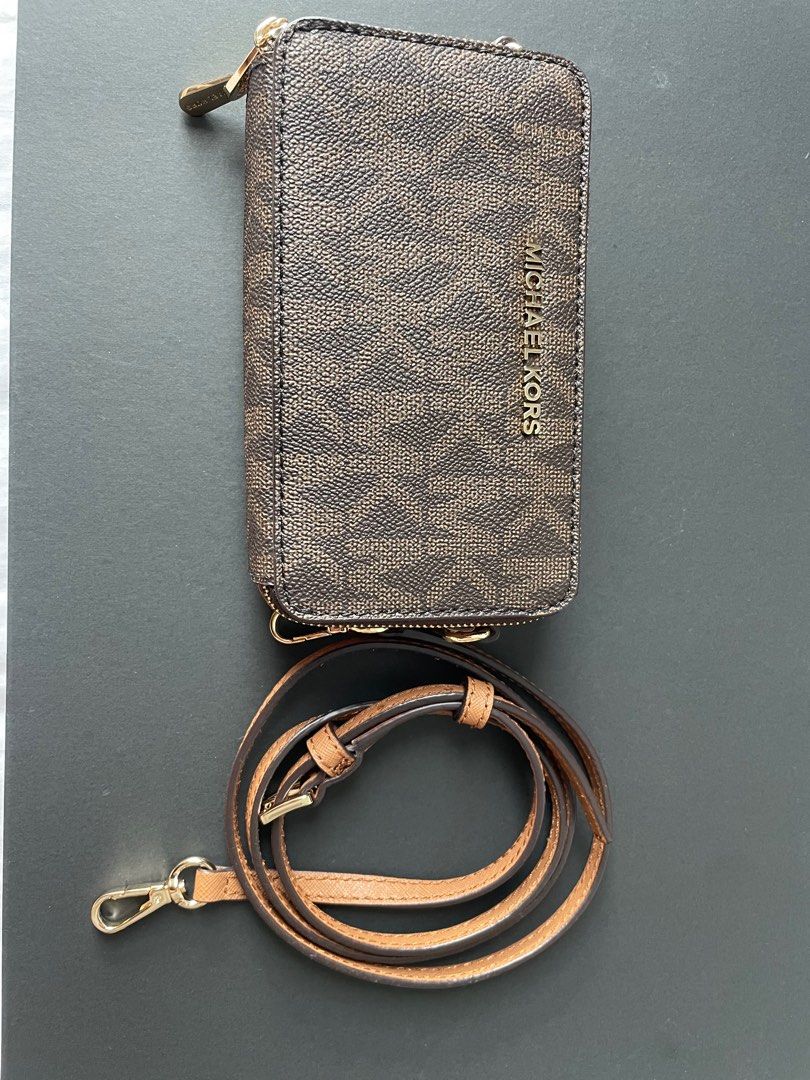 Michael Kors Jet Set Travel (small), Women's Fashion, Bags & Wallets ...