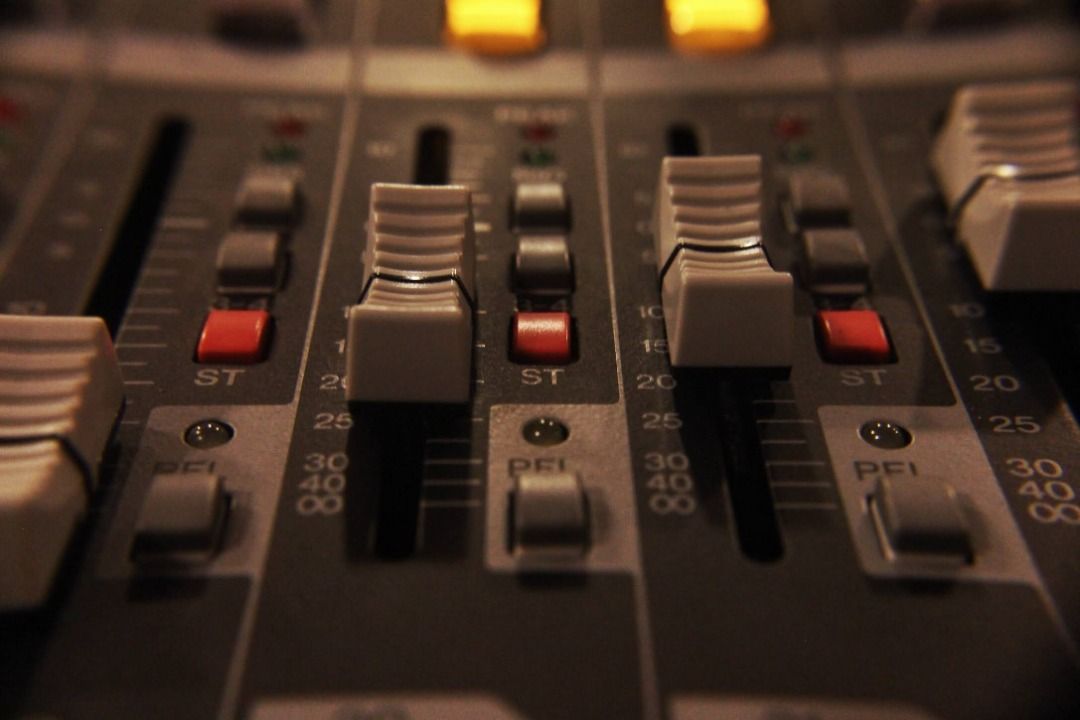 Mixing and Mastering Engineer Available, Audio, Other Audio Equipment ... Mixing and Mastering Engineer Available, Audio, Other Audio Equipment ...