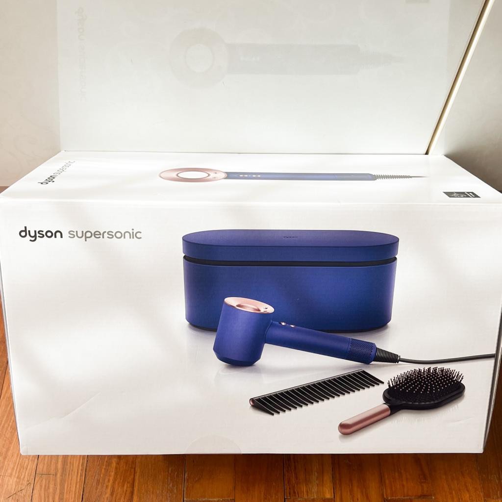 NEW Dyson Supersonic Hair Dryer Limited Edition Gift Set Vinca Blue ...