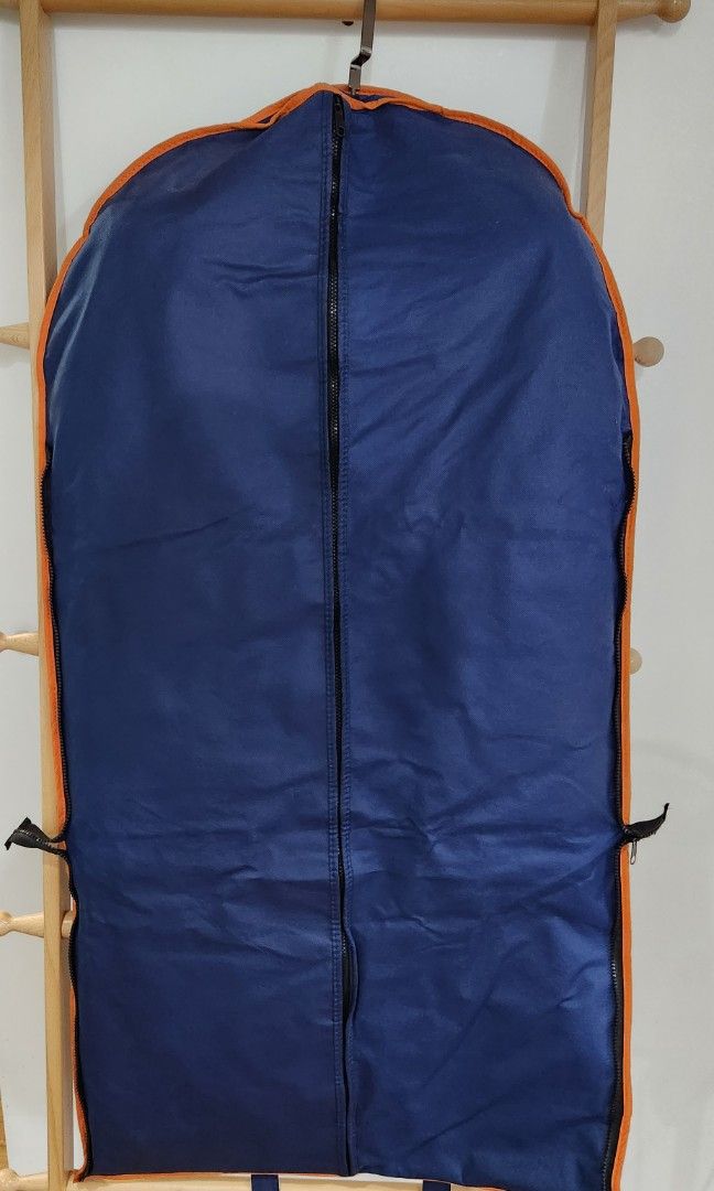 NUS Engineering Graduation Cloak and Mortarboard, Women's Fashion ...