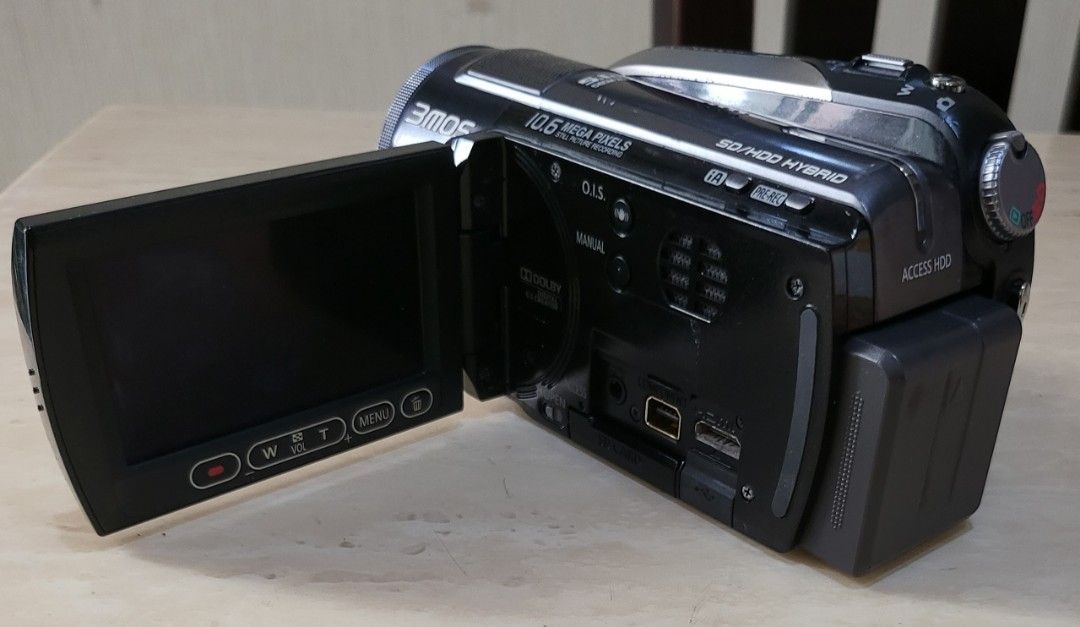 Panasonic HDC HS200, Photography, Video Cameras on Carousell