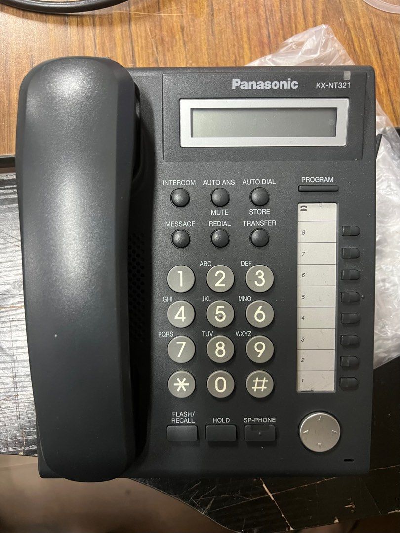 Panasonic KT-TDE 100 IP System c/w 3 IP phones, Computers & Tech ...