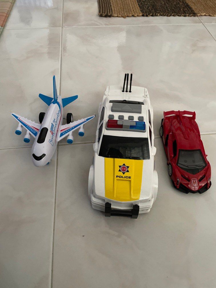 Police , plane and car, Hobbies & Toys, Toys & Games on Carousell