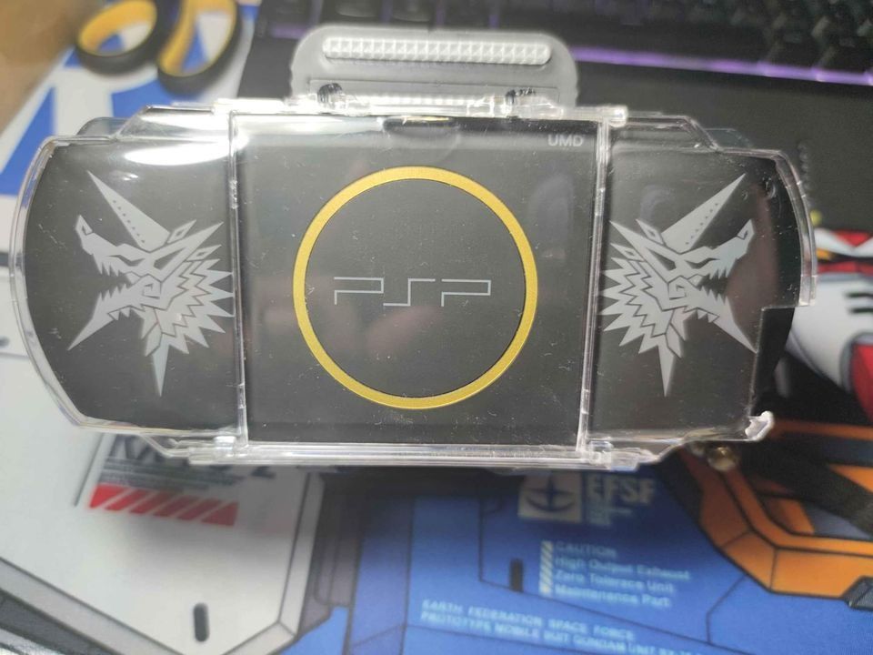 PSP 3000 Monster Hunter Edition, Custom Battery - Custom Build, Video ...