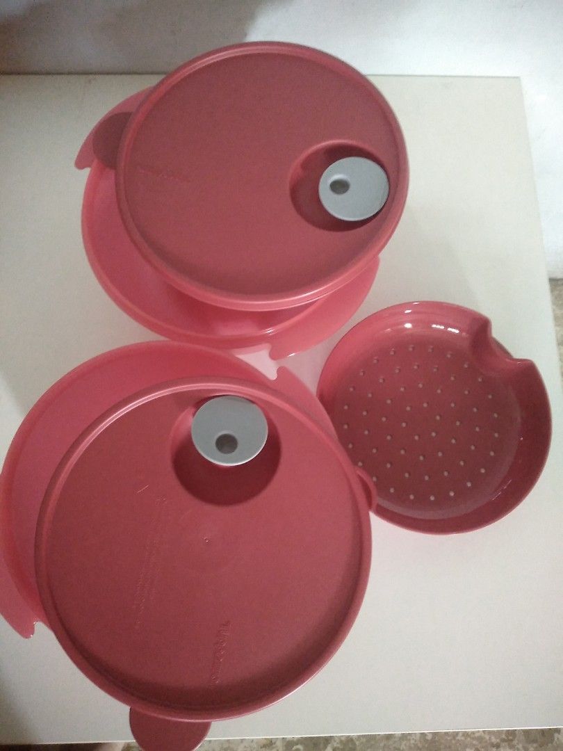Rantang tupperware merah bulat, Kitchen & Appliances di Carousell