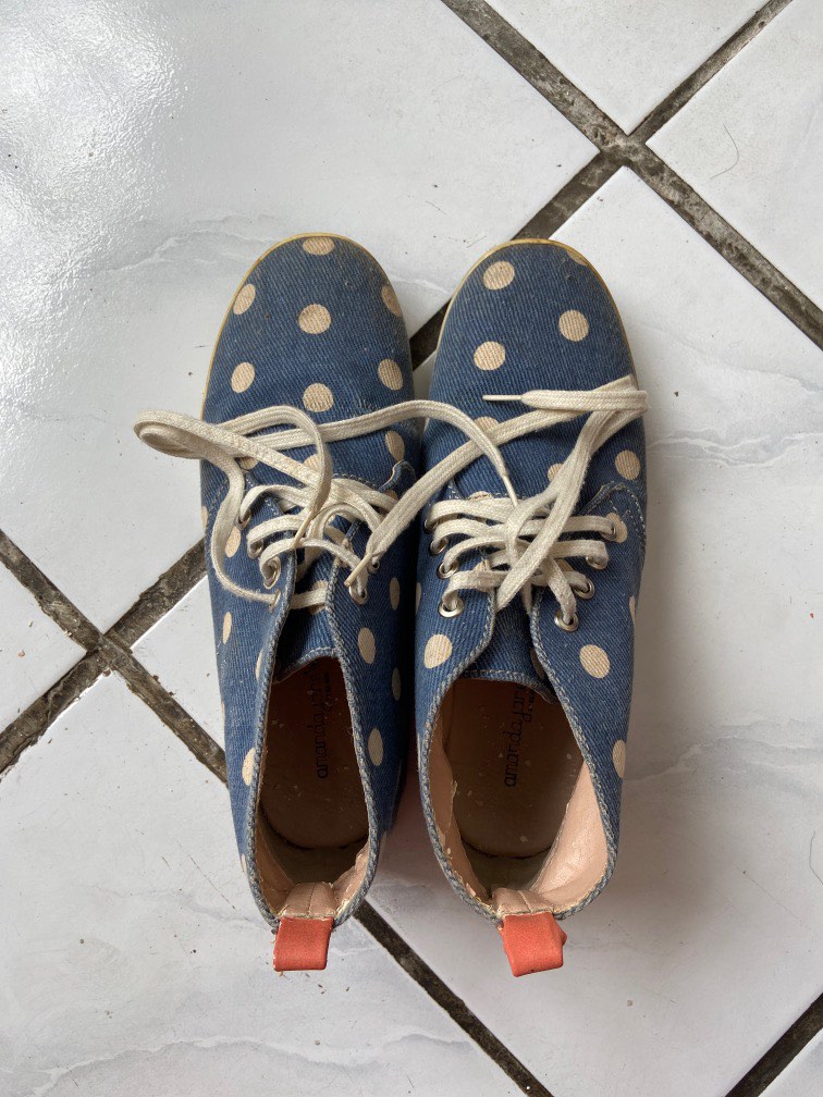 Sepatu Jeans Polkadot Amanda Jane’s, Fesyen Wanita, Sepatu di Carousell