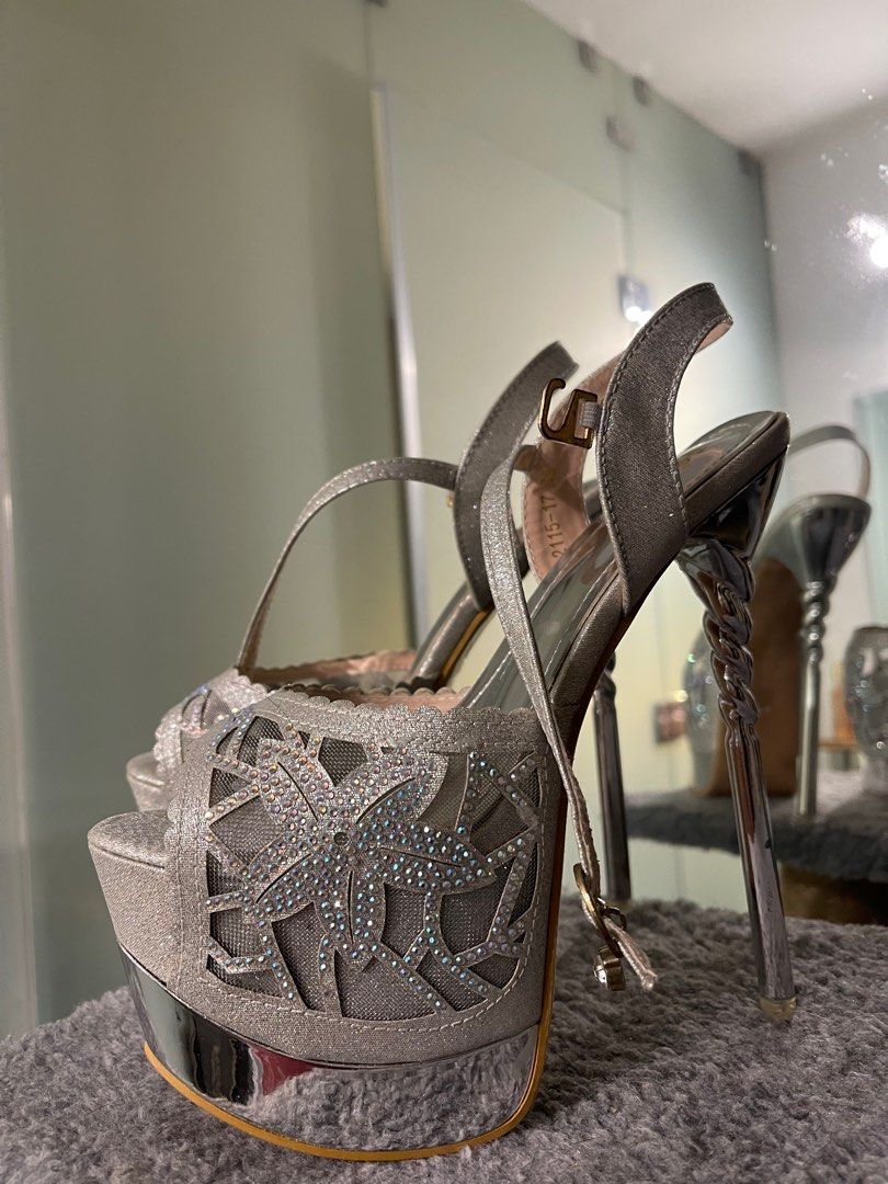 SEXY PAGEANT HEELS, Women's Fashion, Footwear, Sandals on Carousell