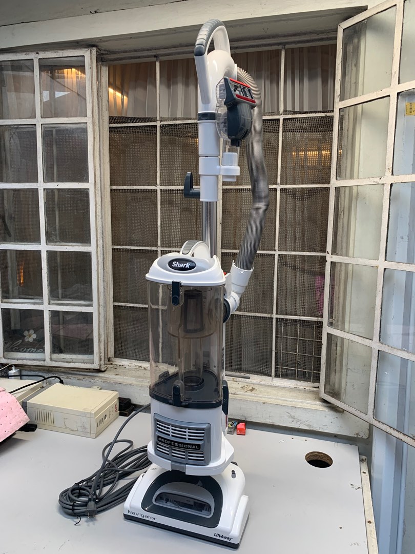 Shark Professional Up-Right Vacuum Cleaner from US 120volts, TV & Home ...