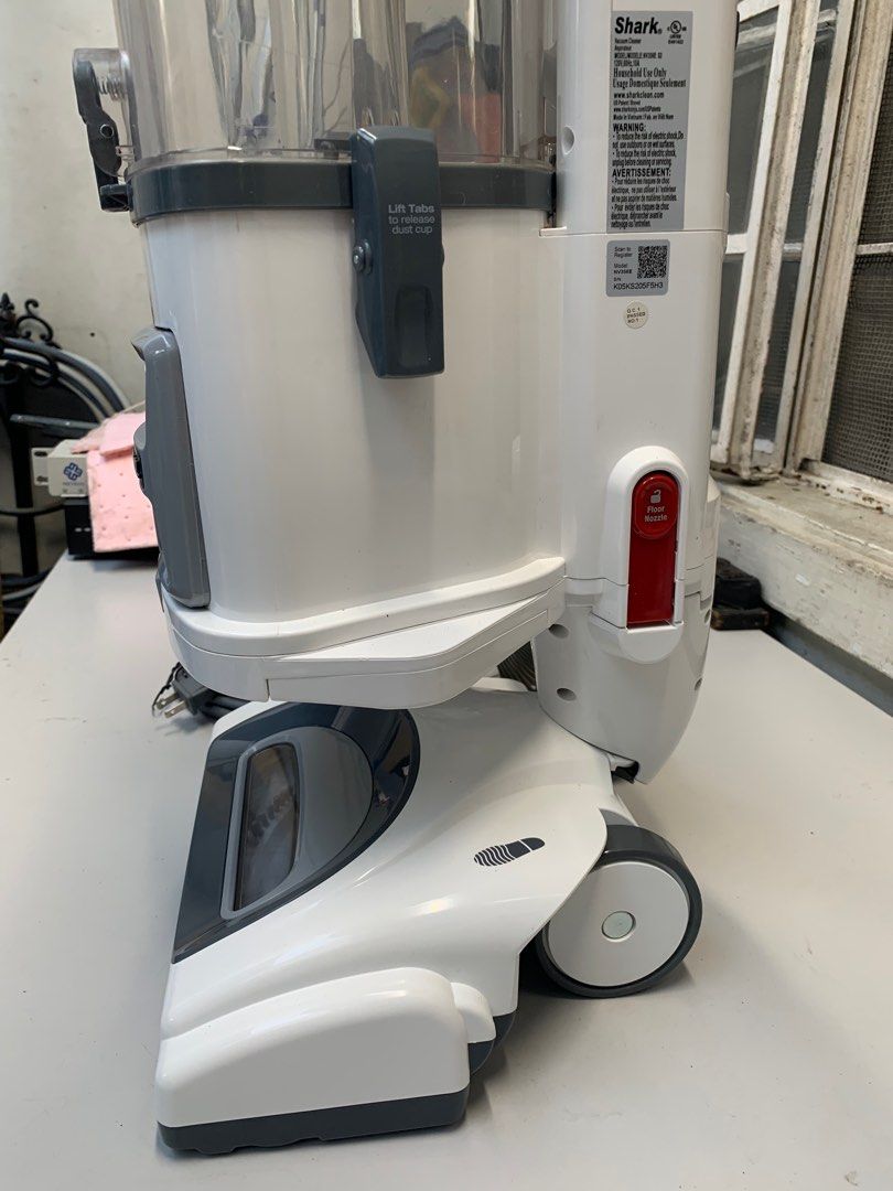 Shark Professional Up-Right Vacuum Cleaner from US 120volts, TV & Home ...