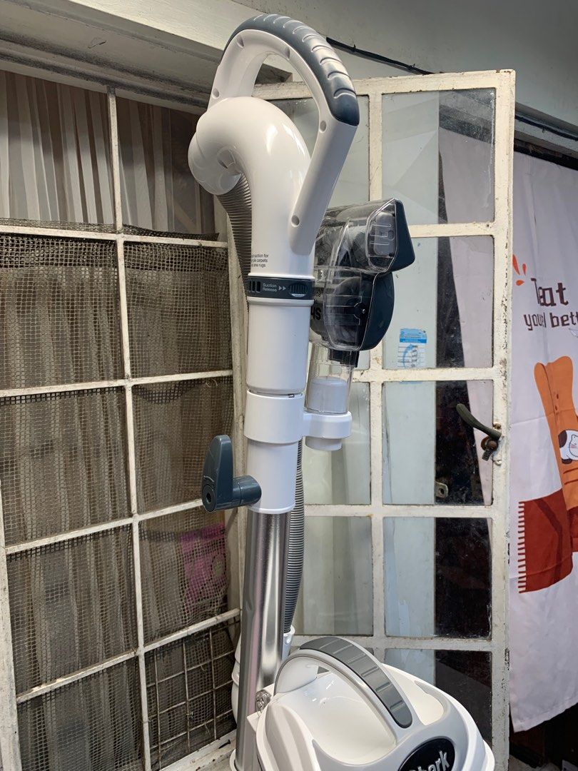 Shark Professional Up-Right Vacuum Cleaner from US 120volts, TV & Home ...