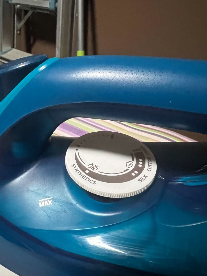Steam Iron Philips 3000, TV & Home Appliances, Irons & Steamers on ...