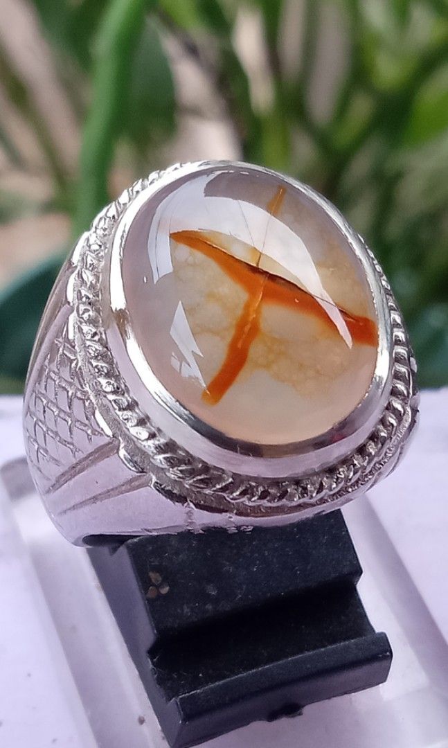 Tapak jala kristal Sri gunting, Women's Fashion, Jewelry & Organisers ...