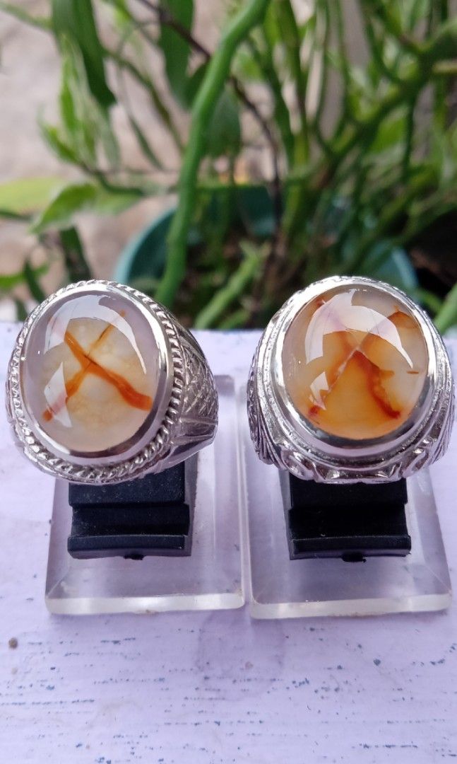 Tapak jala kristal Sri gunting, Women's Fashion, Jewelry & Organisers ...