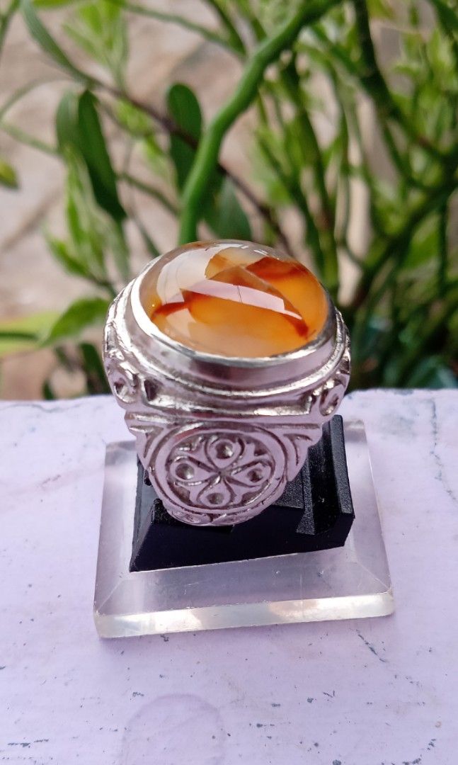 Tapak jala kristal Sri gunting, Women's Fashion, Jewelry & Organisers ...