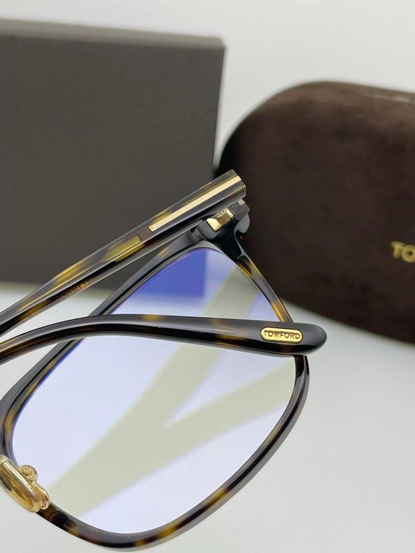 Tom Ford TF5699-B, 女裝, 手錶及配件, 眼鏡 - Carousell
