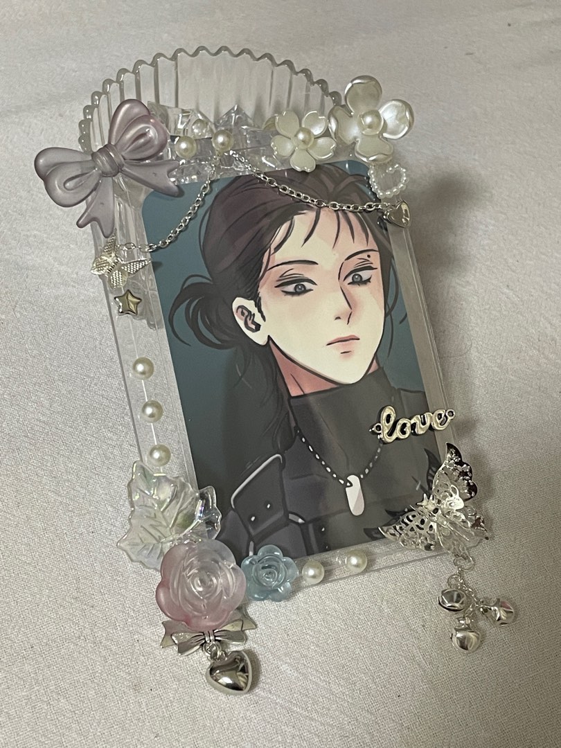 TopLoader, Hobbies & Toys, Memorabilia & Collectibles, Fan Merchandise ...