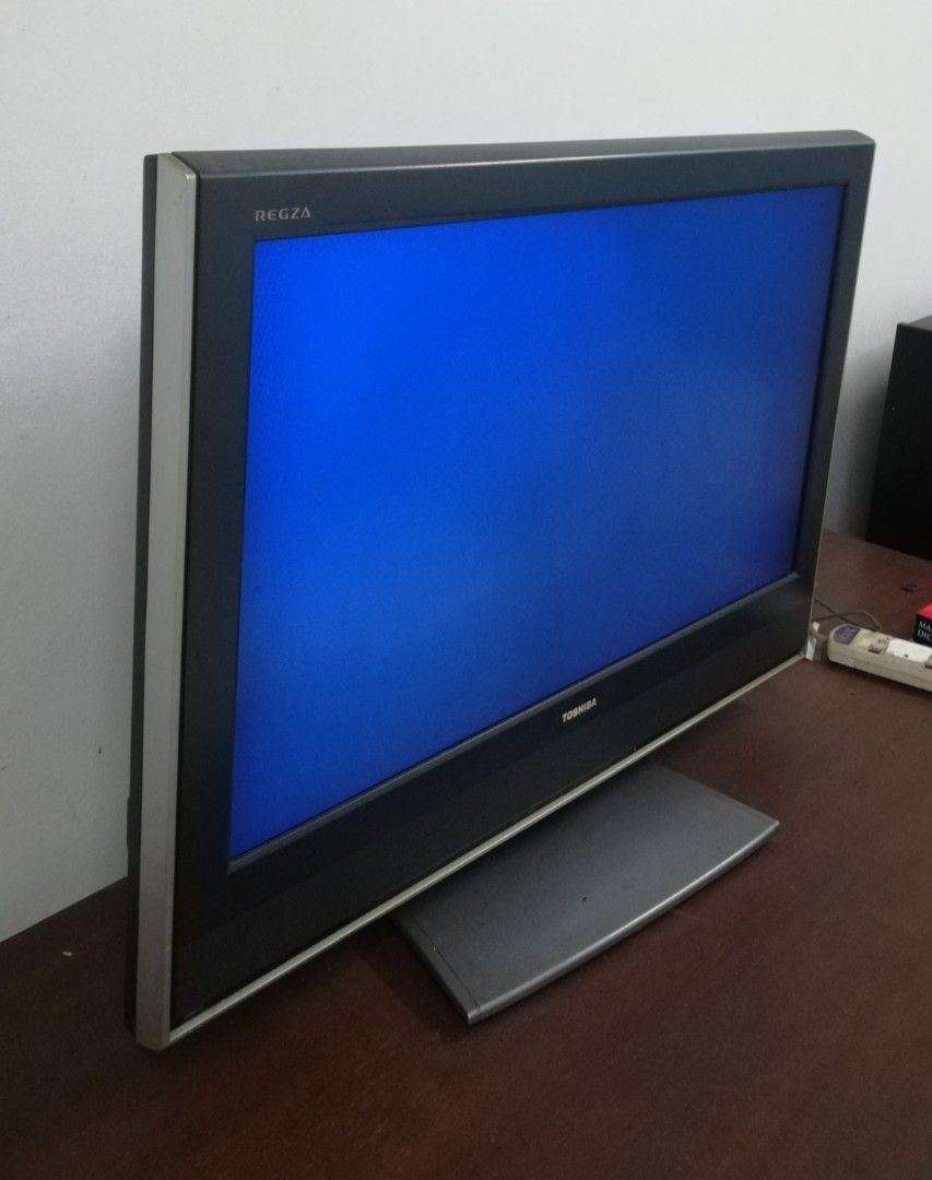 Toshiba LCD TV 32 Inches., TV & Home Appliances, TV & Entertainment, TV ...