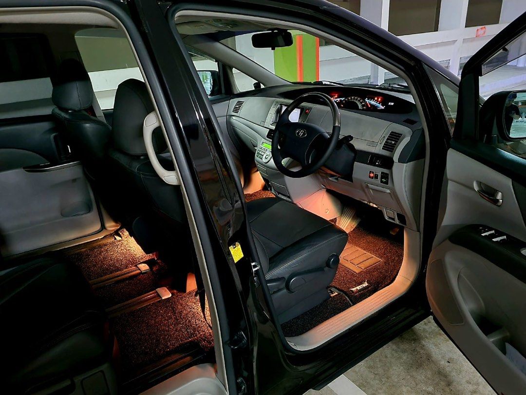 Toyota Estima Car Leg Room Light Installation, Car Accessories ...