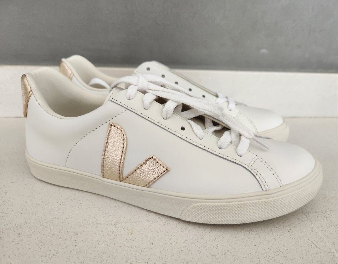 Veja Esplar metallic-trimmed leather sneakers, Women's Fashion ...