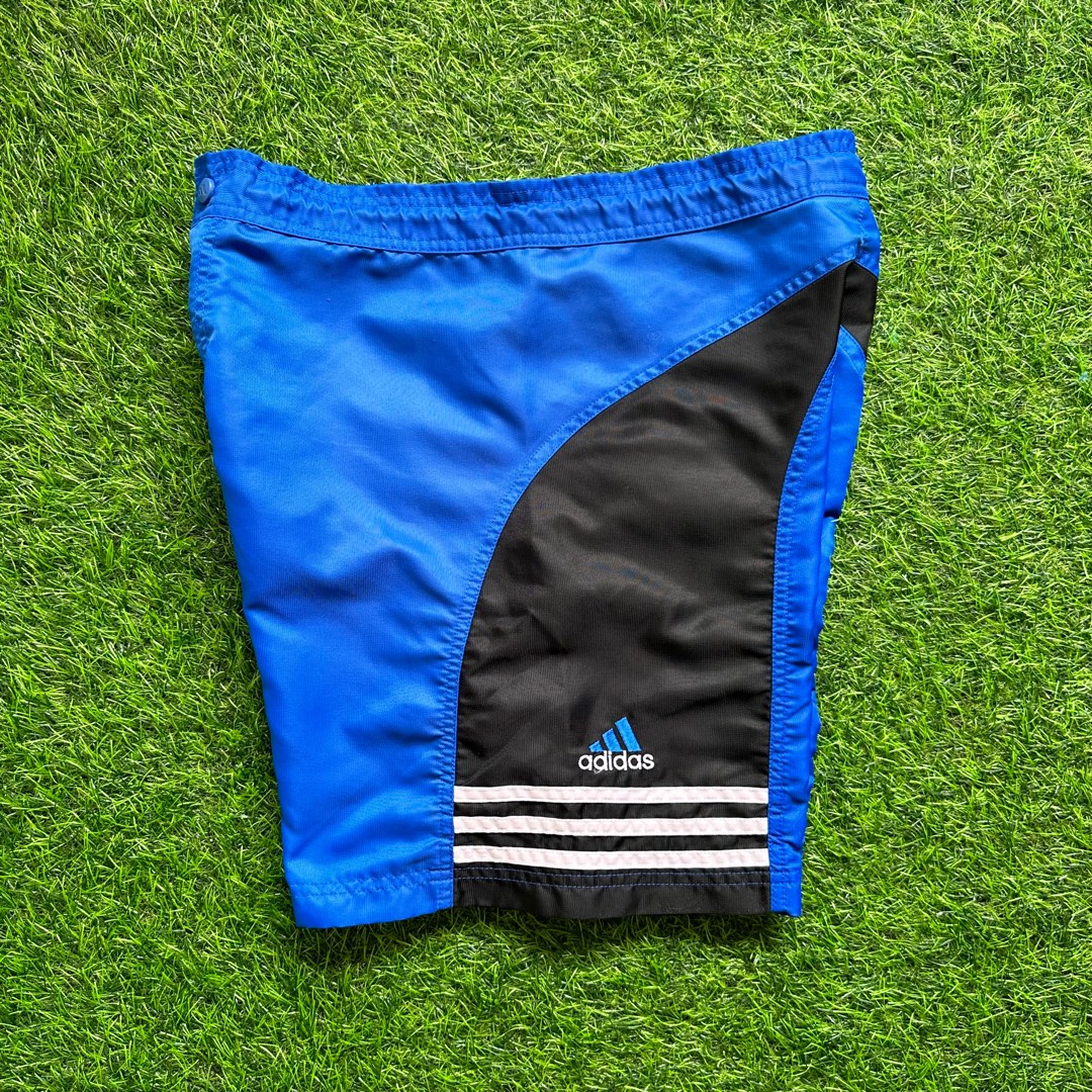 Vintage adidas shorts, Men's Fashion, Bottoms, Shorts on Carousell