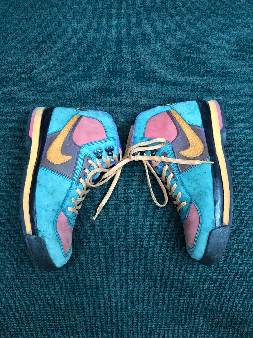 Vintage and rare Nike baltaro, Announcements on Carousell