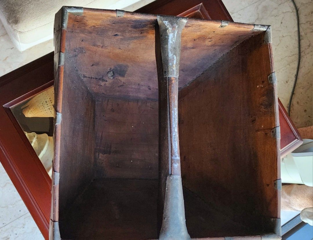 Vintage chinese container, Furniture & Home Living, Home Decor, Vases ...