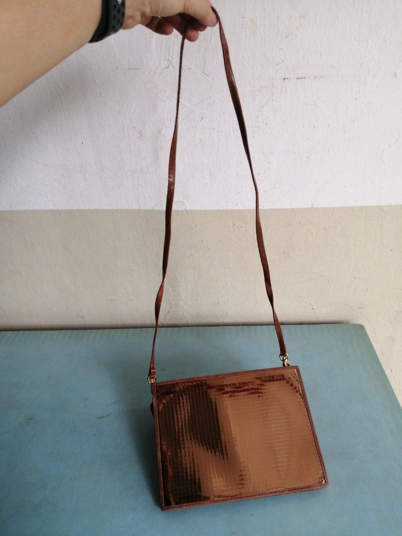 Vintage Disco Reflective Handbag, Women's Fashion, Bags & Wallets ...