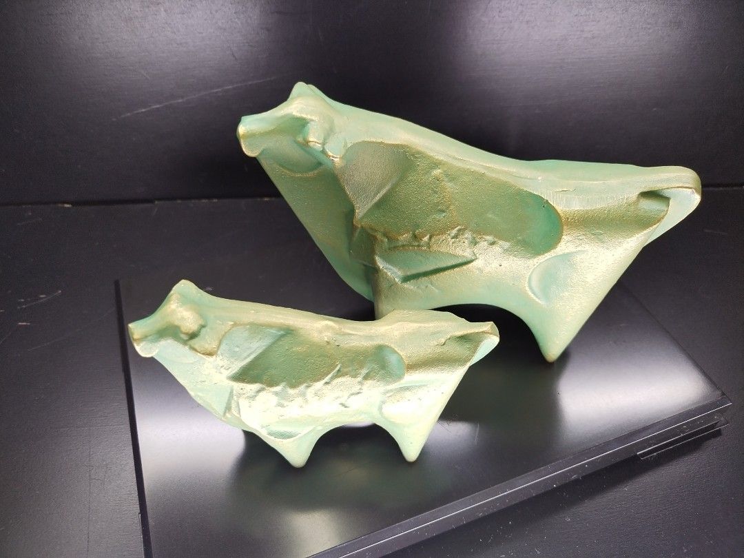 Vintage pair of cast iron bull and calf, Hobbies & Toys, Collectibles ...