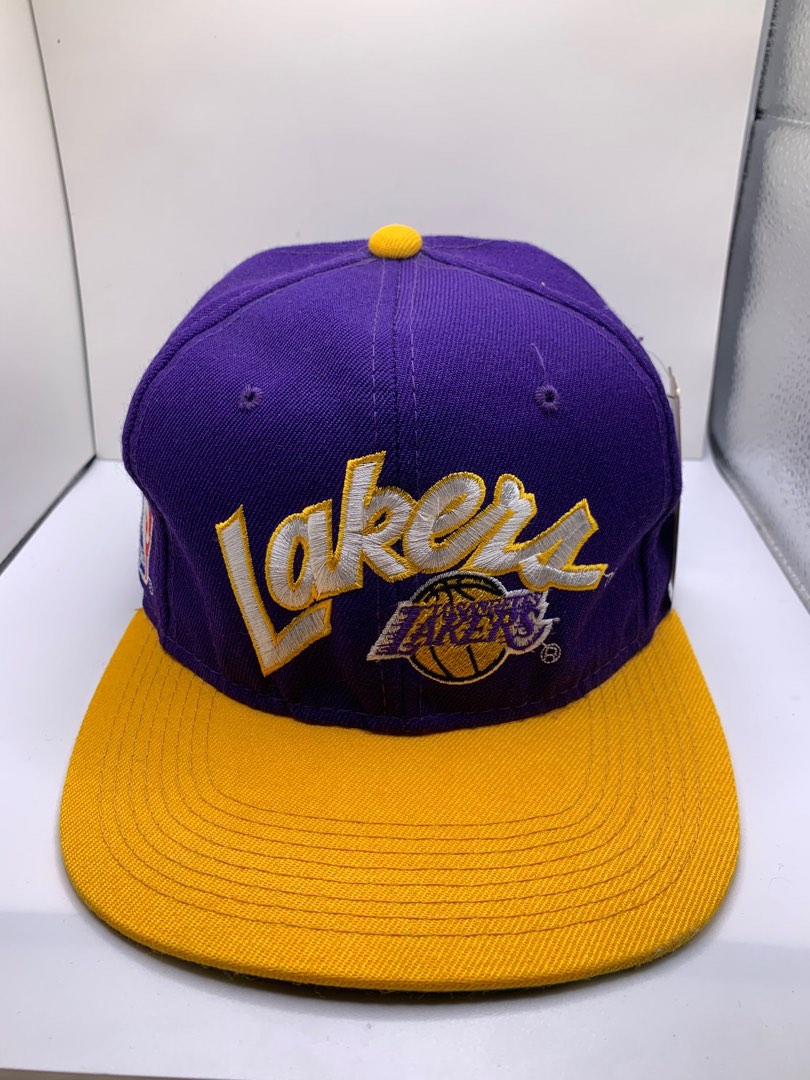 Vintage Script LA Lakers Close Cap, Men's Fashion, Watches ...