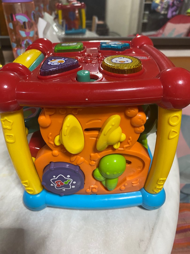 VTech busy learners cube on Carousell