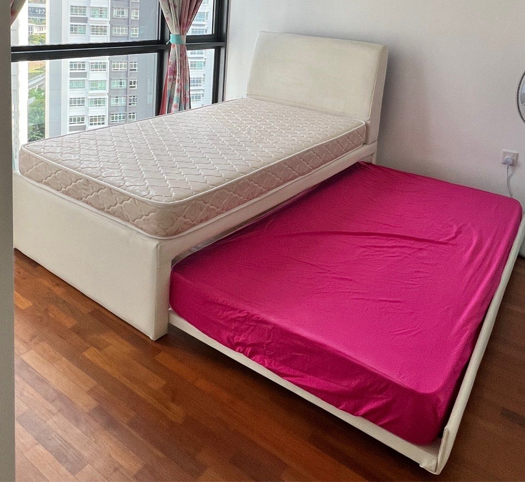 Well Maintenance Super Singer pull out bed with mattresses , Furniture ...