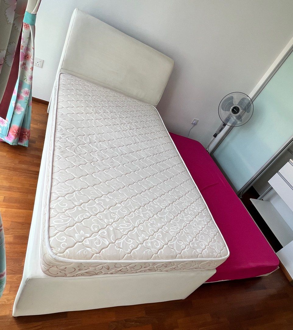 Well Maintenance Super Singer pull out bed with mattresses , Furniture ...