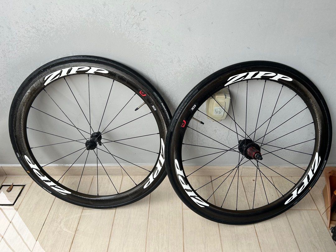 Carbon Road Bike Wheel Set, Zipp 303 fire crest - clincher (rim ...