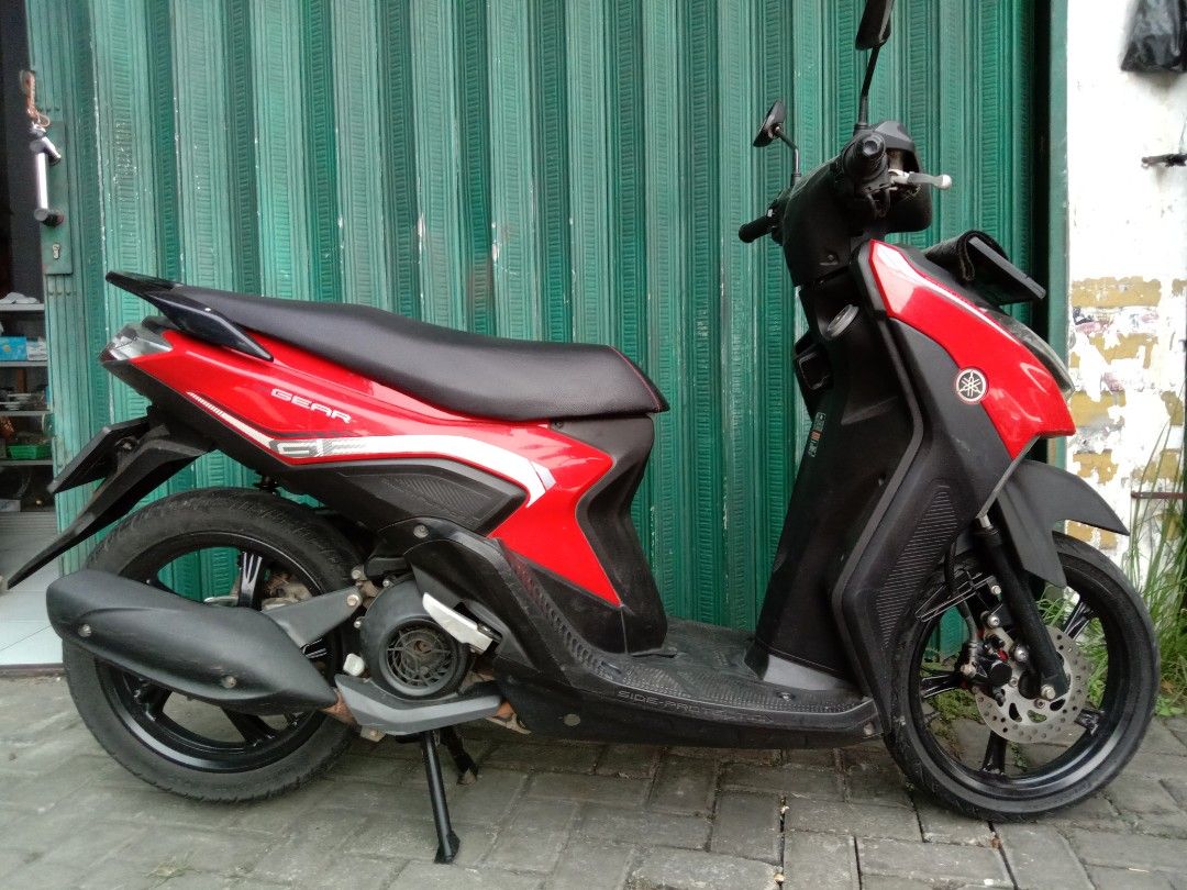 Yamaha Gear 2021 BlueCore warna merah mulus, Motor di Carousell