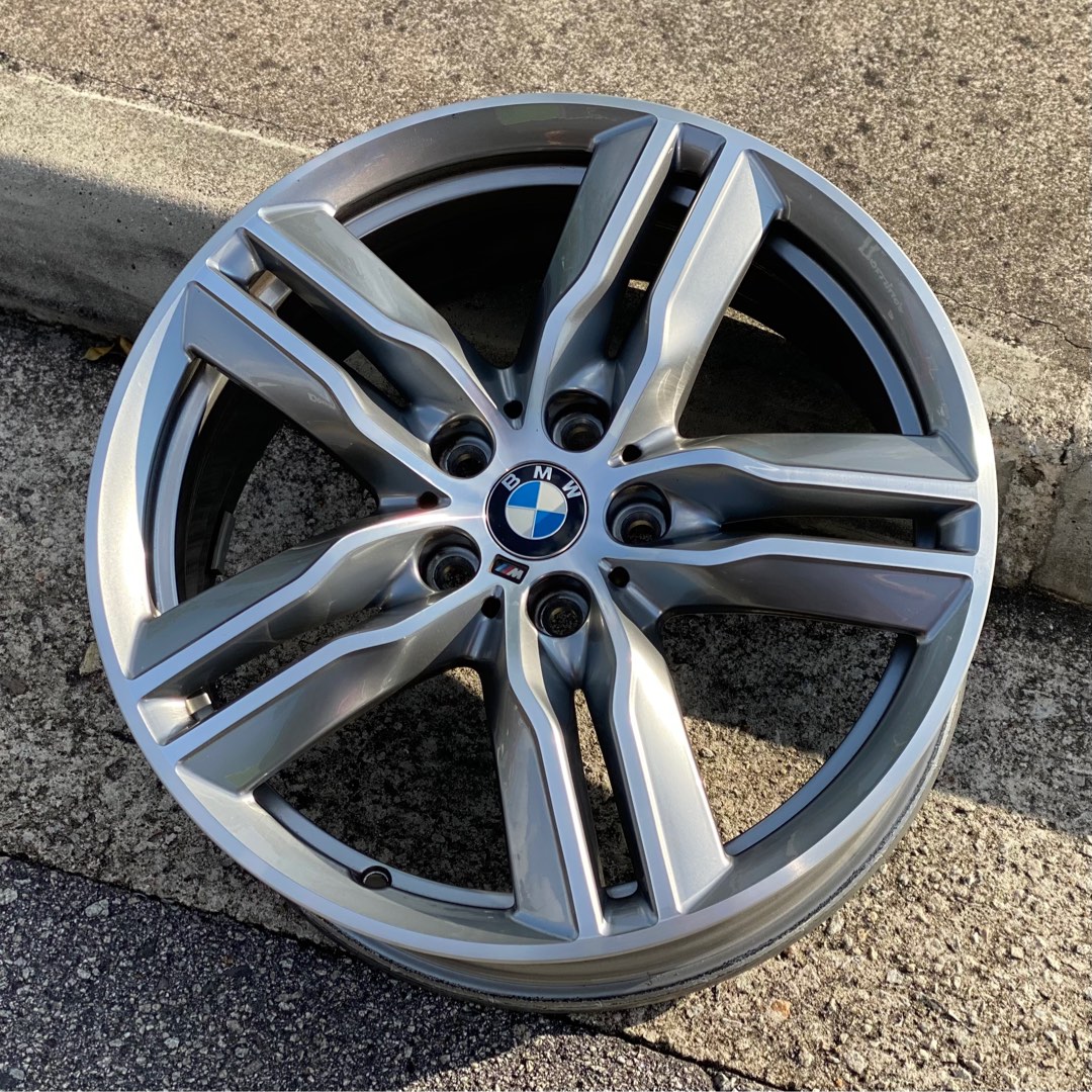 18” BMW M Sport Original Rim , Car Accessories, Tyres & Rims on Carousell