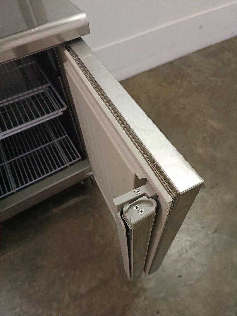 3 door counter chiller with stainless steel overhead shelf, TV & Home ...