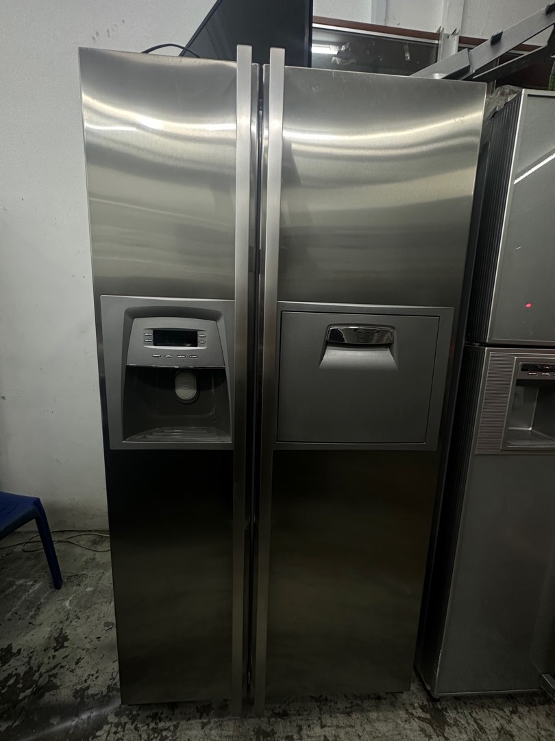 600 liters fridge with ice maker, TV & Home Appliances, Kitchen ...